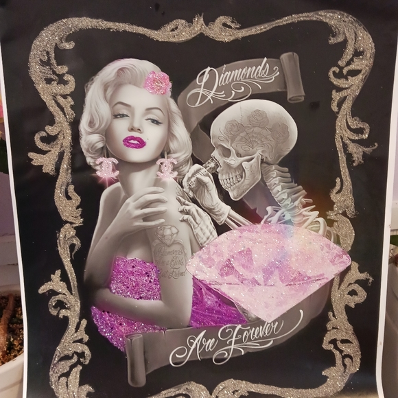 Marilyn Monroe | Art | Marilyn Monroe Glittering Pink Gangster Art ...